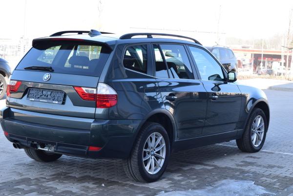 Zaļš BMW X3 2006 Viļņa, ar dzinēja tilpumu 3.00 L un nobraukumu 323 tūkst. km par 5650 €, foto 4 vietnē AUTOMOTO.COM.LV