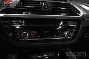 Zaļš BMW X3 2021 Rīga, ar dzinēja tilpumu 3.00 L un nobraukumu 93 tūkst. km par 52990 €, foto 24 vietnē AUTOMOTO.COM.LV