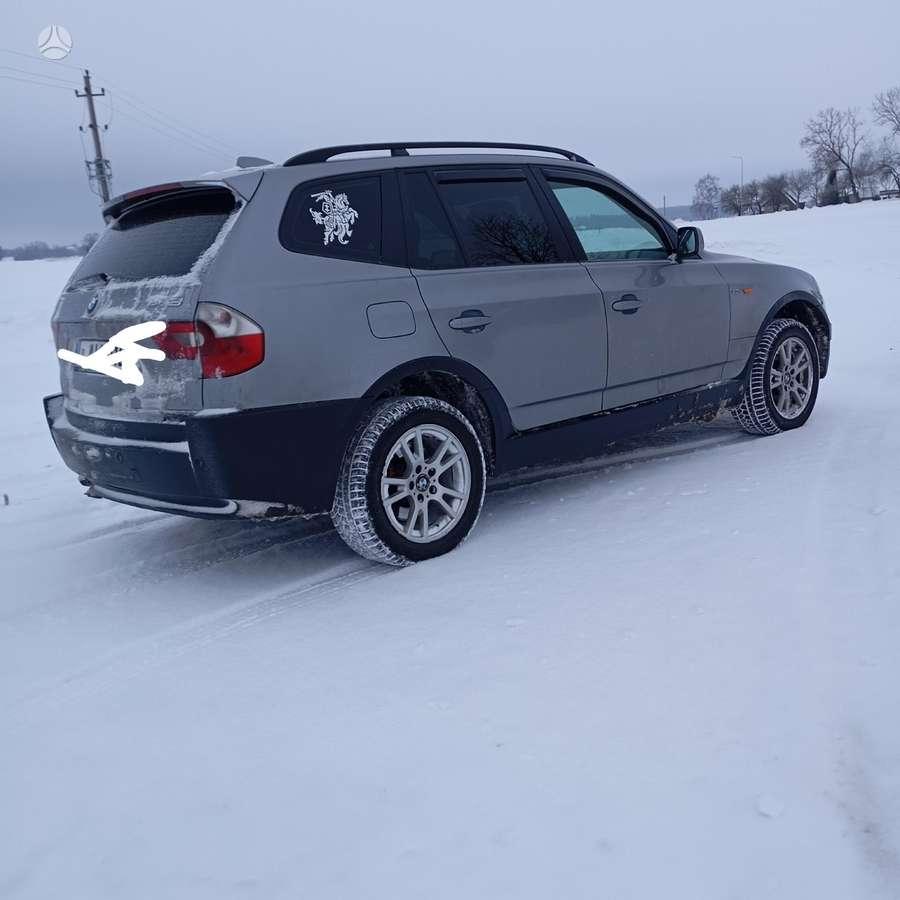 Pelēks BMW X3 2004 Kauņa, ar dzinēja tilpumu 2.99 L un nobraukumu 315 tūkst. km par 3200 €, foto 1 vietnē AUTOMOTO.COM.LV