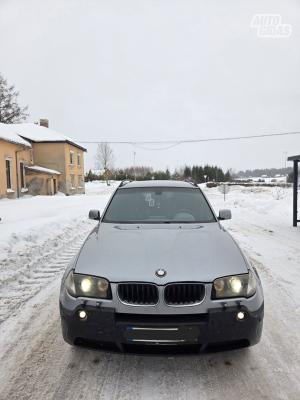 Grey BMW X3 2004 in Plunge, with an engine capacity of 3.00 L and mileage of 267 thousand km for 2650 €, photo 2 on AUTOMOTO.COM.LV