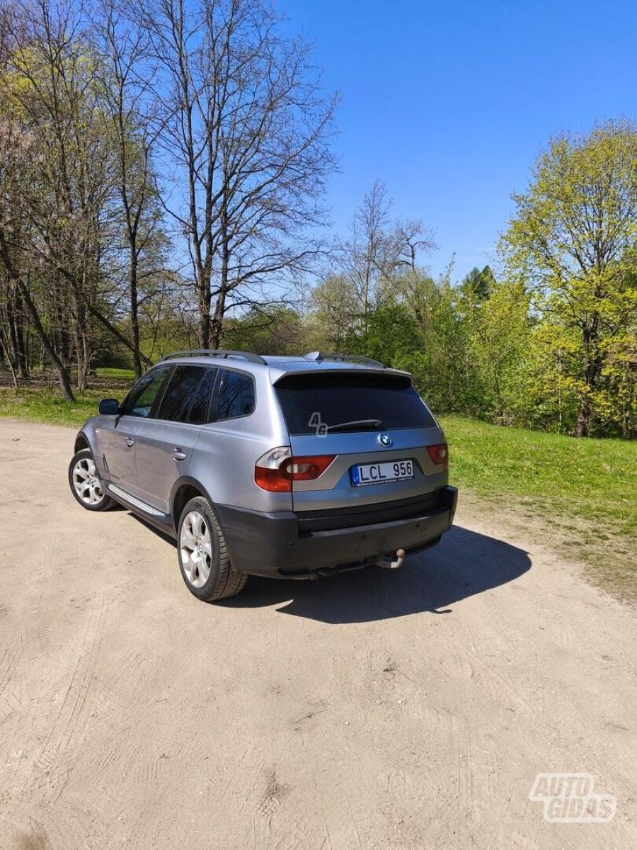 Grey BMW X3 2004 in Jonava, with an engine capacity of 3.00 L and mileage of 401 thousand km for 3000 €, photo 4 on AUTOMOTO.COM.LV