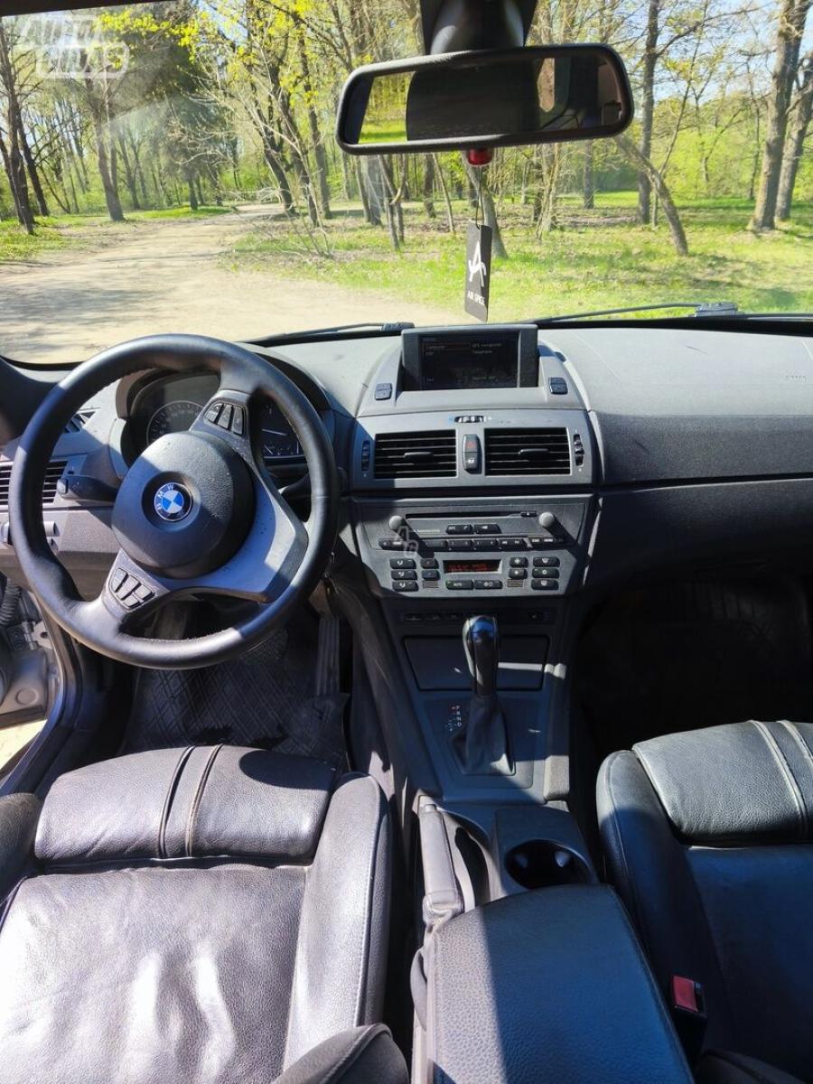 Grey BMW X3 2004 in Jonava, with an engine capacity of 3.00 L and mileage of 401 thousand km for 3000 €, photo 9 on AUTOMOTO.COM.LV