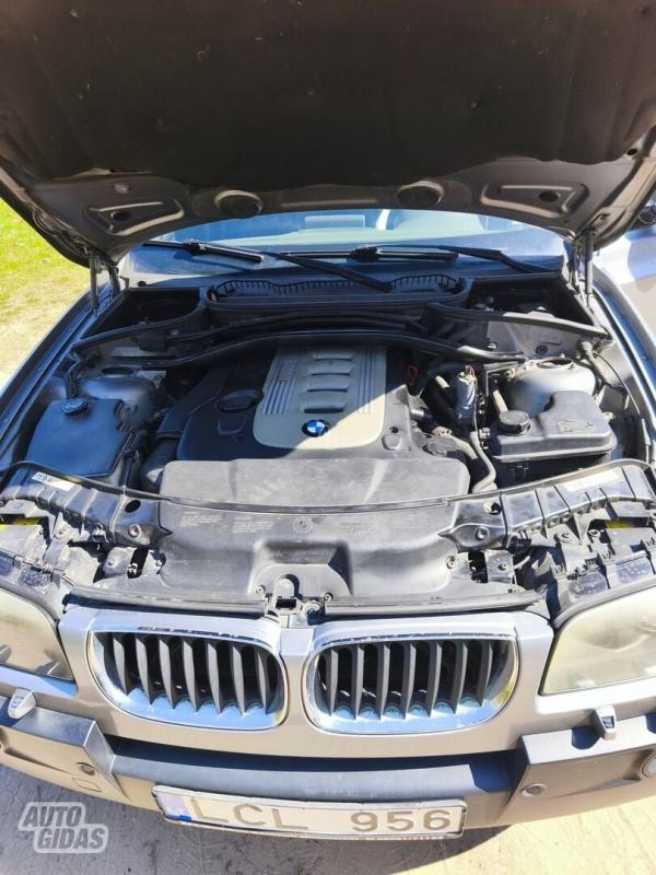 Grey BMW X3 2004 in Jonava, with an engine capacity of 3.00 L and mileage of 401 thousand km for 3000 €, photo 9 on AUTOMOTO.COM.LV