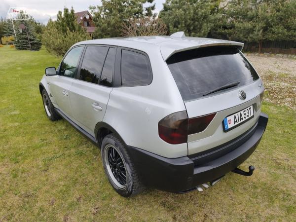 Pelēks BMW X3 2004 Vilkaviškis, ar dzinēja tilpumu 3.00 L un nobraukumu 353 tūkst. km par 2500 €, foto 4 vietnē AUTOMOTO.COM.LV