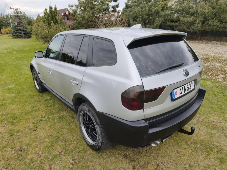Pelēks BMW X3 2004 Vilkaviškis, ar dzinēja tilpumu 3.00 L un nobraukumu 353 tūkst. km par 2500 €, foto 5 vietnē AUTOMOTO.COM.LV