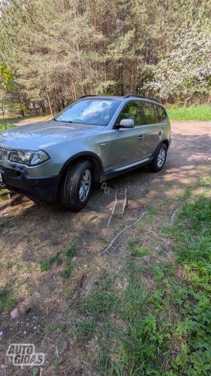 Pelēks BMW X3 2004 Viļņa, ar dzinēja tilpumu 3.00 L un nobraukumu 246 tūkst. km par 3500 €, foto  vietnē AUTOMOTO.COM.LV