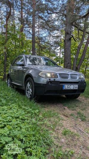 Pelēks BMW X3 2004 Viļņa, ar dzinēja tilpumu 3.00 L un nobraukumu 246 tūkst. km par 3500 €, foto 3 vietnē AUTOMOTO.COM.LV