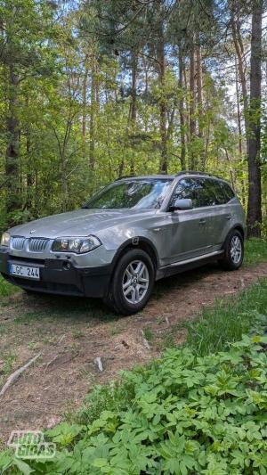 Pelēks BMW X3 2004 Viļņa, ar dzinēja tilpumu 3.00 L un nobraukumu 246 tūkst. km par 3500 €, foto 4 vietnē AUTOMOTO.COM.LV