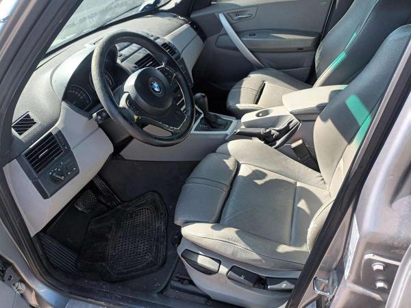 Grey BMW X3 2004 in Panevezys, with an engine capacity of 2.99 L and mileage of 269 thousand km for 2100 €, photo 5 on AUTOMOTO.COM.LV