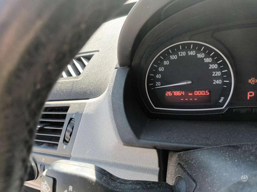Серый БМВ Х3 2004 в Паневежис, объемом двигателя 2.99 л и пробегом 269 тыс. км за 2100 €, фото 7 на AUTOMOTO.COM.LV