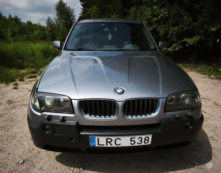 Pelēks BMW X3 2004 Viļņa, ar dzinēja tilpumu 0.00 L un nobraukumu 338 tūkst. km par 3500 €, foto 3 vietnē AUTOMOTO.COM.LV