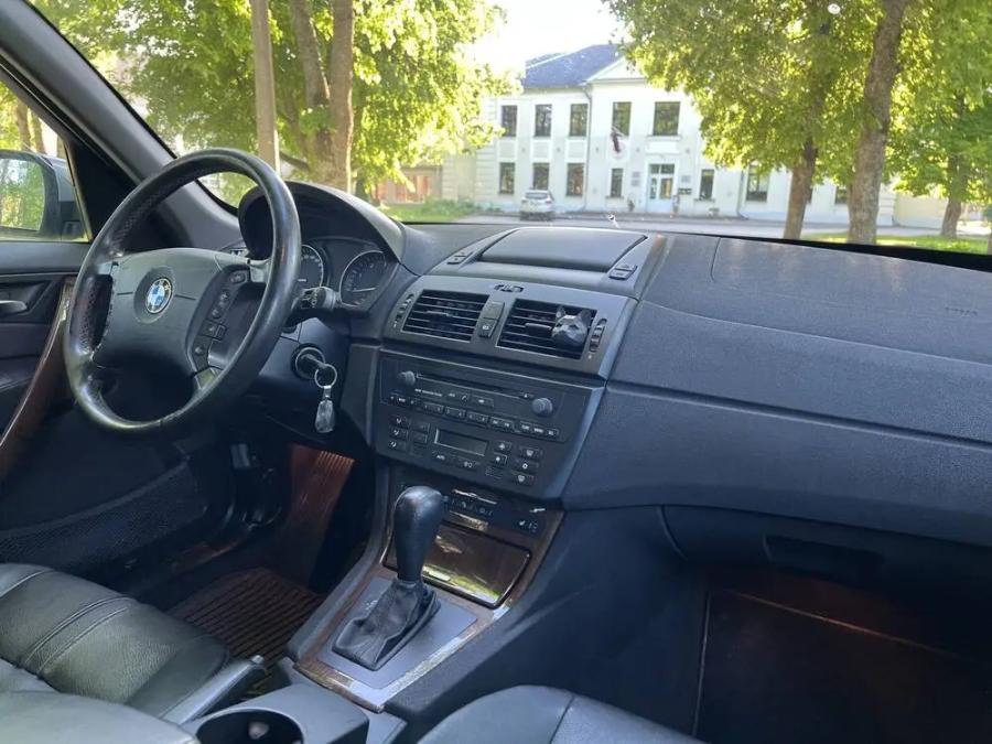 Pelēks BMW X3 2004 Rēzekne, ar dzinēja tilpumu 3.00 L un nobraukumu 200 tūkst. km par 4600 €, foto 10 vietnē AUTOMOTO.COM.LV