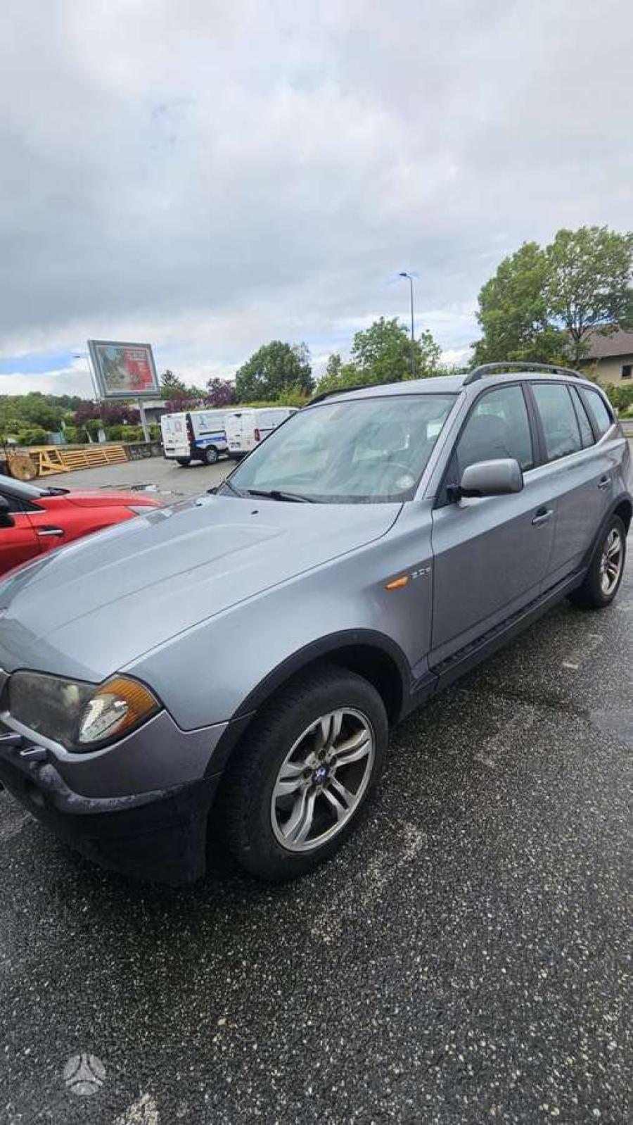 Grey BMW X3 2004 in Taurage, with an engine capacity of 3.00 L and mileage of 283 thousand km for 3700 €, photo 3 on AUTOMOTO.COM.LV