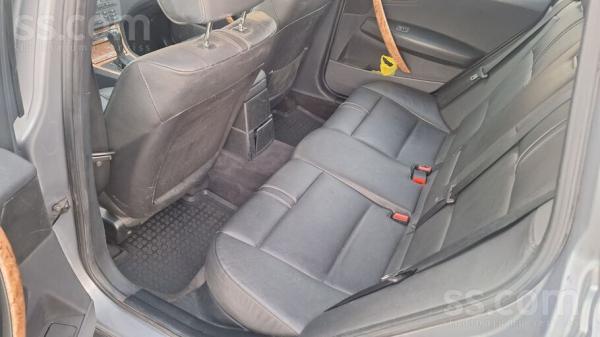 Grey BMW X3 2004 in Liepaja, with an engine capacity of 3.00 L and mileage of 277 thousand km for 4000 €, photo 9 on AUTOMOTO.COM.LV