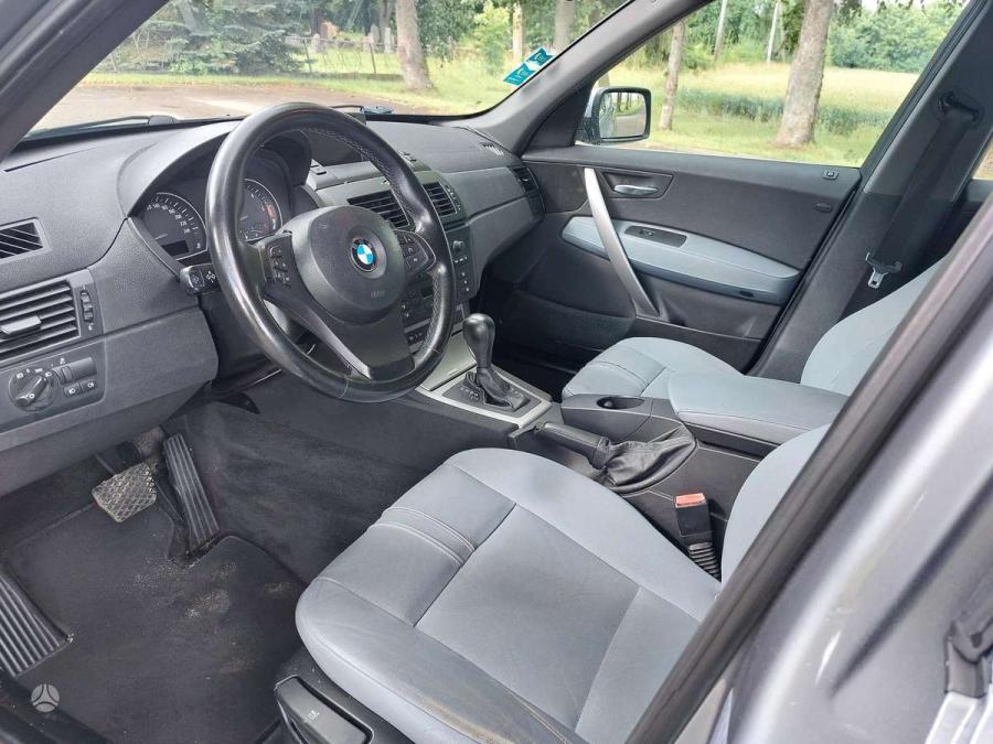 Grey BMW X3 2004 in Taurage, with an engine capacity of 3.00 L and mileage of 283 thousand km for 3900 €, photo 13 on AUTOMOTO.COM.LV