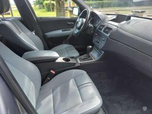Grey BMW X3 2004 in Taurage, with an engine capacity of 3.00 L and mileage of 283 thousand km for 3900 €, photo 17 on AUTOMOTO.COM.LV