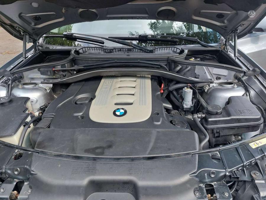 Grey BMW X3 2004 in Taurage, with an engine capacity of 3.00 L and mileage of 283 thousand km for 3900 €, photo 21 on AUTOMOTO.COM.LV