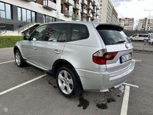 Pelēks BMW X3 2004 Viļņa, ar dzinēja tilpumu 2.99 L un nobraukumu 221 tūkst. km par 2000 €, foto 8 vietnē AUTOMOTO.COM.LV