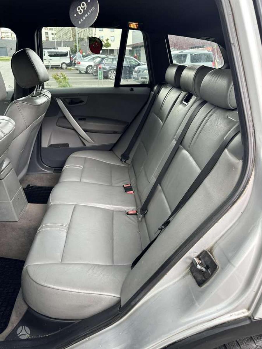 Pelēks BMW X3 2004 Viļņa, ar dzinēja tilpumu 2.99 L un nobraukumu 221 tūkst. km par 2000 €, foto 10 vietnē AUTOMOTO.COM.LV