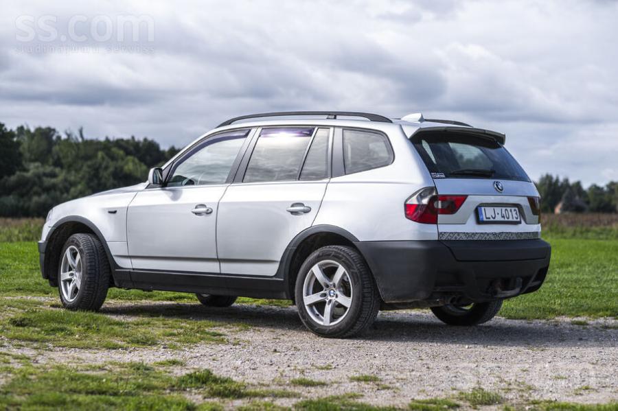 Pelēks BMW X3 2004 Jelgava, ar dzinēja tilpumu 3.00 L un nobraukumu 311 tūkst. km par 4500 €, foto 4 vietnē AUTOMOTO.COM.LV