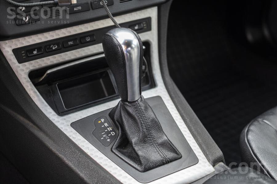 Pelēks BMW X3 2004 Jelgava, ar dzinēja tilpumu 3.00 L un nobraukumu 311 tūkst. km par 4500 €, foto 16 vietnē AUTOMOTO.COM.LV