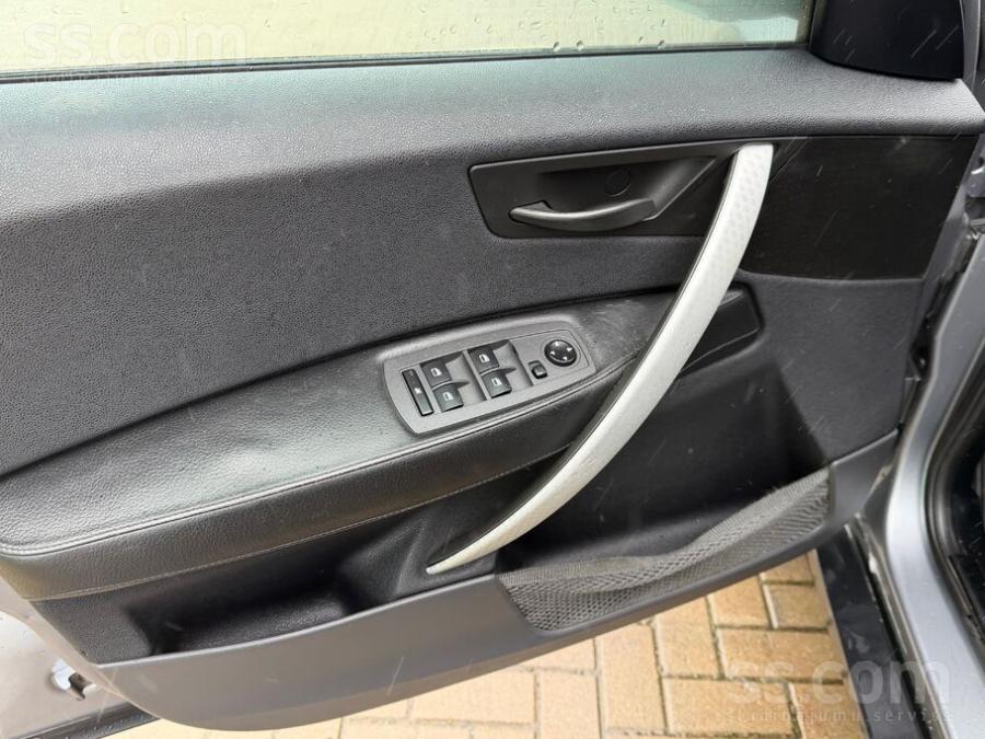 Pelēks BMW X3 2004 Ludza, ar dzinēja tilpumu 3.00 L un nobraukumu 290 tūkst. km par 4950 €, foto 13 vietnē AUTOMOTO.COM.LV