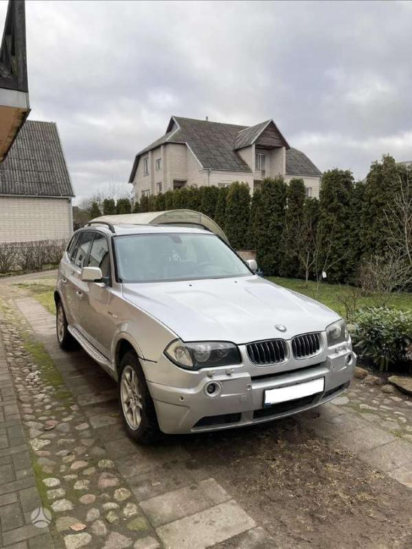 Grey BMW X3 2005 in Alytus, with an engine capacity of 2.00 L and mileage of 530 thousand km for 3000 €, photo 1 on AUTOMOTO.COM.LV