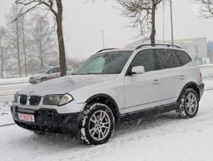 Grey BMW X3 2005 in Siauliai, with an engine capacity of 3.00 L and mileage of 328 thousand km for 2700 €, photo 6 on AUTOMOTO.COM.LV