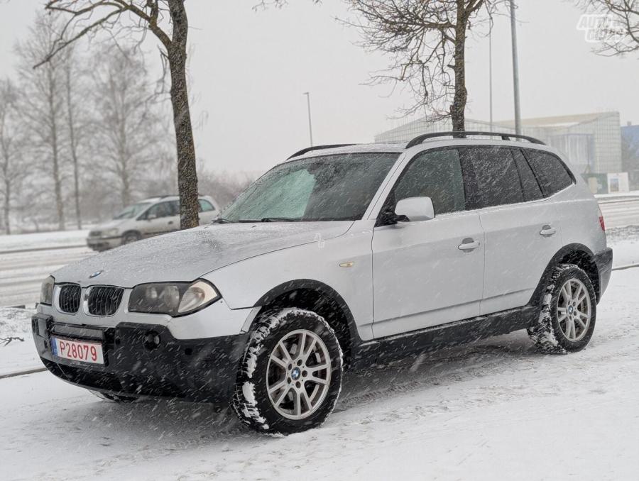 Grey BMW X3 2005 in Siauliai, with an engine capacity of 3.00 L and mileage of 328 thousand km for 2700 €, photo 6 on AUTOMOTO.COM.LV