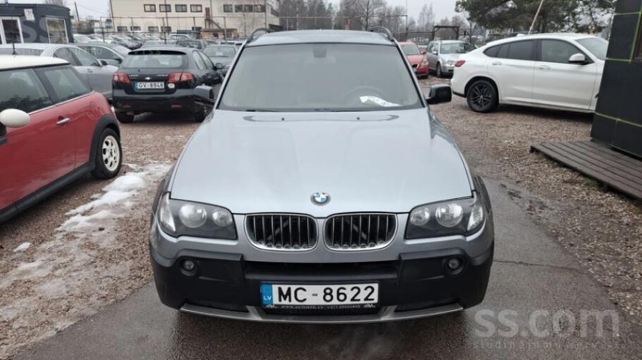Grey BMW X3 2005 in Riga, with an engine capacity of 2.00 L and mileage of 351 thousand km for 3800 €, photo 5 on AUTOMOTO.COM.LV