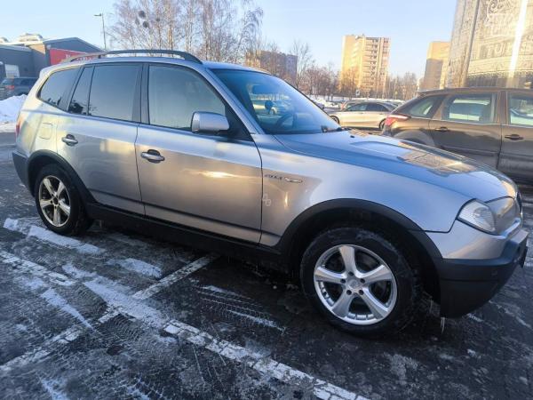 Grey BMW X3 2005 in Kaunas, with an engine capacity of 2.00 L and mileage of 325 thousand km for 2250 €, photo 3 on AUTOMOTO.COM.LV