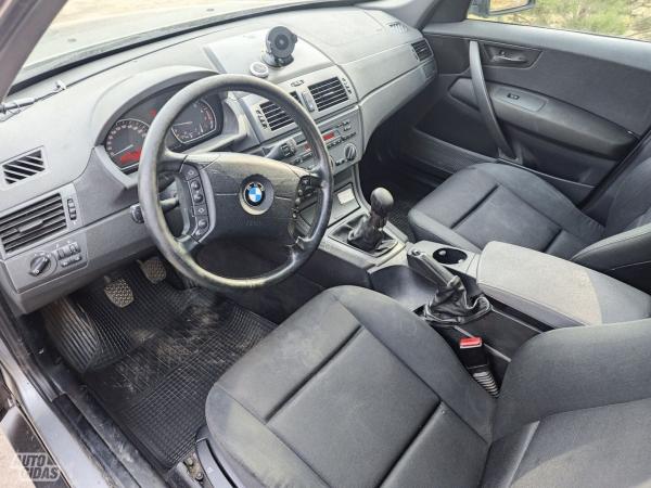 Pelēks BMW X3 2005 Viļņa, ar dzinēja tilpumu 3.00 L un nobraukumu 290 tūkst. km par 2700 €, foto 6 vietnē AUTOMOTO.COM.LV