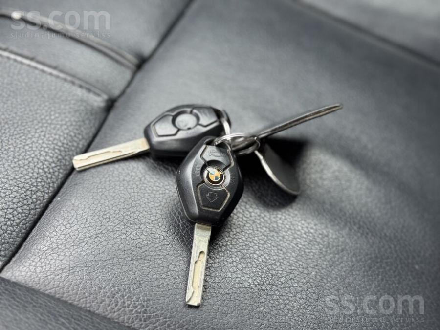 Pelēks BMW X3 2005 Rēzekne, ar dzinēja tilpumu 3.00 L un nobraukumu 270 tūkst. km par 4500 €, foto 12 vietnē AUTOMOTO.COM.LV