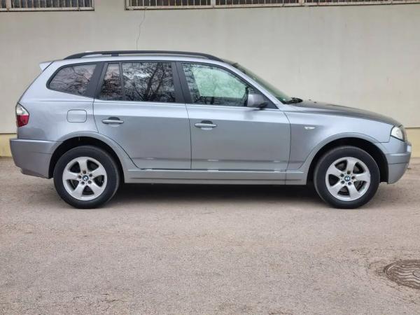 Grey BMW X3 2005 in Ogre, with an engine capacity of 2.00 L and mileage of 253 thousand km for 3750 €, photo 4 on AUTOMOTO.COM.LV