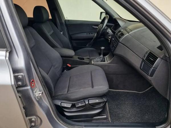 Grey BMW X3 2005 in Ogre, with an engine capacity of 2.00 L and mileage of 253 thousand km for 3750 €, photo 9 on AUTOMOTO.COM.LV