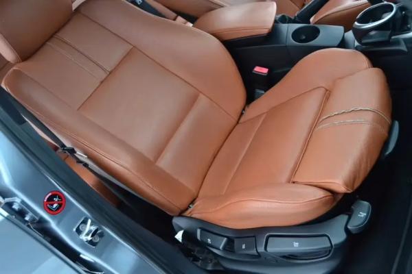 Grey BMW X3 2005 in Jekabpils, with an engine capacity of 2.00 L and mileage of 265 thousand km for 5950 €, photo 9 on AUTOMOTO.COM.LV