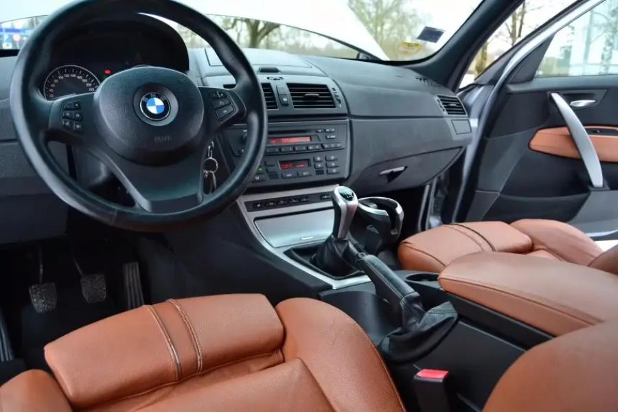 Pelēks BMW X3 2005 Jēkabpils, ar dzinēja tilpumu 2.00 L un nobraukumu 265 tūkst. km par 5950 €, foto 15 vietnē AUTOMOTO.COM.LV
