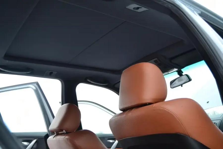 Pelēks BMW X3 2005 Jēkabpils, ar dzinēja tilpumu 2.00 L un nobraukumu 265 tūkst. km par 5950 €, foto 19 vietnē AUTOMOTO.COM.LV