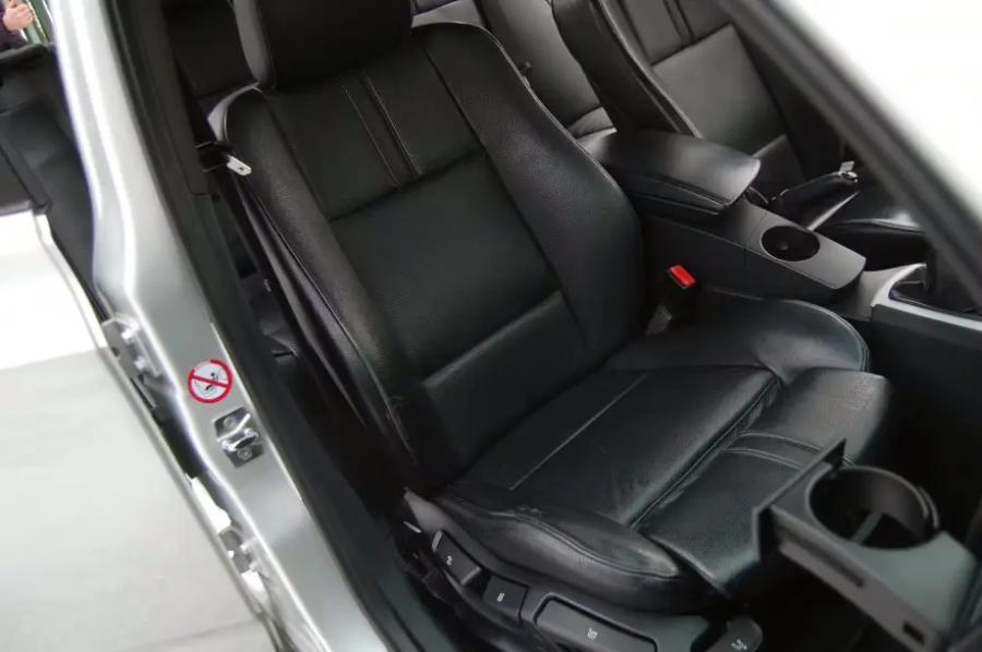 Pelēks BMW X3 2005 Jēkabpils, ar dzinēja tilpumu 2.00 L un nobraukumu 227 tūkst. km par 4999 €, foto 13 vietnē AUTOMOTO.COM.LV
