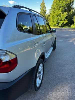 Grey BMW X3 2005 in Dobele, with an engine capacity of 2.00 L and mileage of 270 thousand km for 4590 €, photo 6 on AUTOMOTO.COM.LV