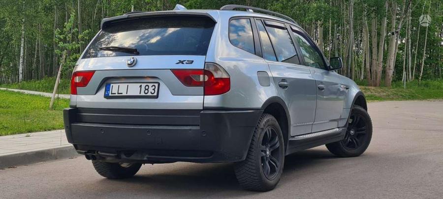 Grey BMW X3 2005 in Vilnius, with an engine capacity of 3.00 L and mileage of 387 thousand km for 3800 €, photo 4 on AUTOMOTO.COM.LV