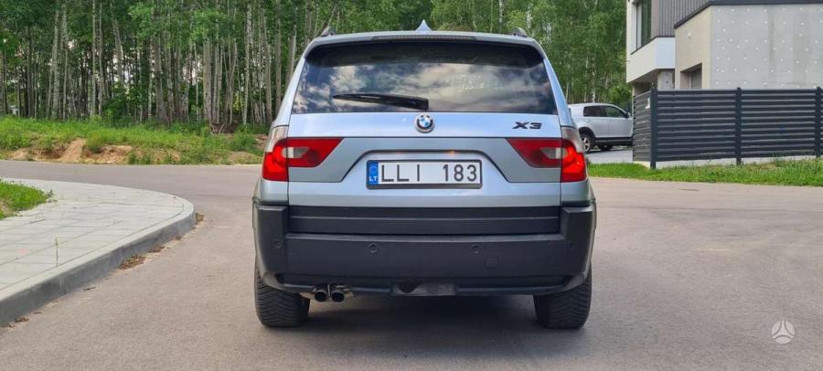 Grey BMW X3 2005 in Vilnius, with an engine capacity of 3.00 L and mileage of 387 thousand km for 3800 €, photo 9 on AUTOMOTO.COM.LV