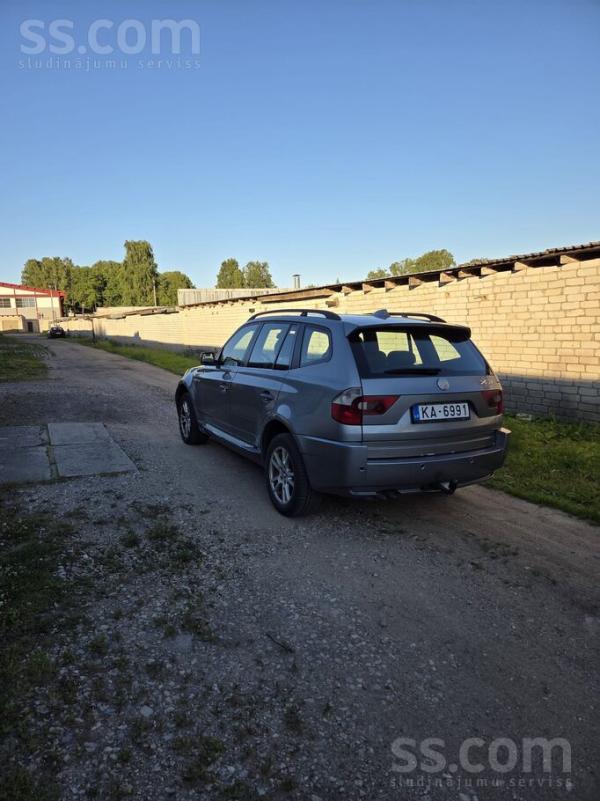 Grey BMW X3 2005 in Valmiera, with an engine capacity of 3.00 L and mileage of 273 thousand km for 3500 €, photo 6 on AUTOMOTO.COM.LV