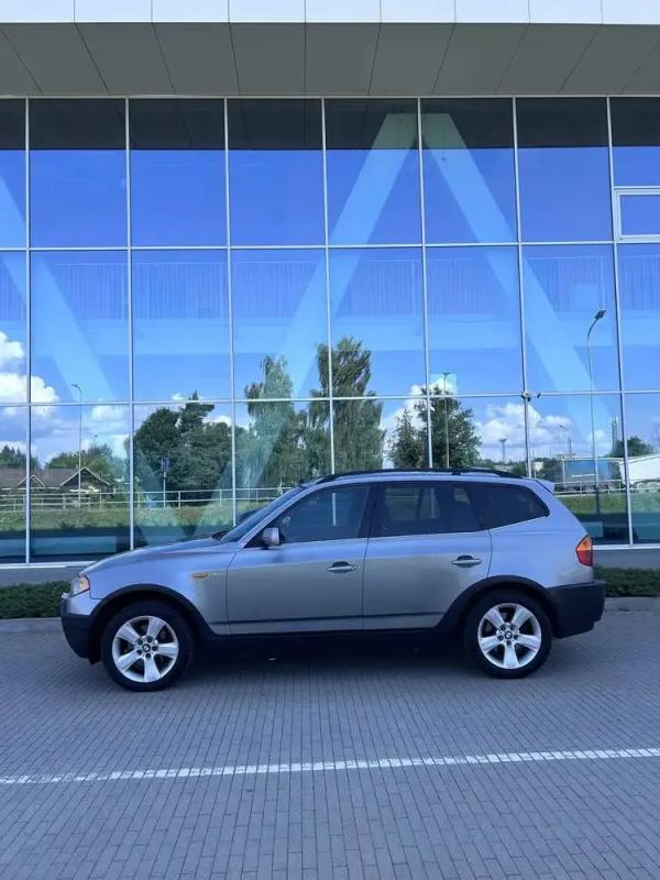 Pelēks BMW X3 2005 Rēzekne, ar dzinēja tilpumu 3.00 L un nobraukumu 272 tūkst. km par 4750 €, foto 6 vietnē AUTOMOTO.COM.LV