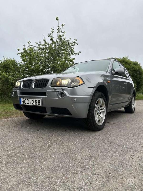 Pelēks BMW X3 2005 Klaipėda, ar dzinēja tilpumu 2.00 L un nobraukumu 384 tūkst. km par 1850 €, foto 1 vietnē AUTOMOTO.COM.LV
