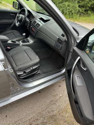 Pelēks BMW X3 2005 Klaipėda, ar dzinēja tilpumu 2.00 L un nobraukumu 384 tūkst. km par 1850 €, foto 17 vietnē AUTOMOTO.COM.LV