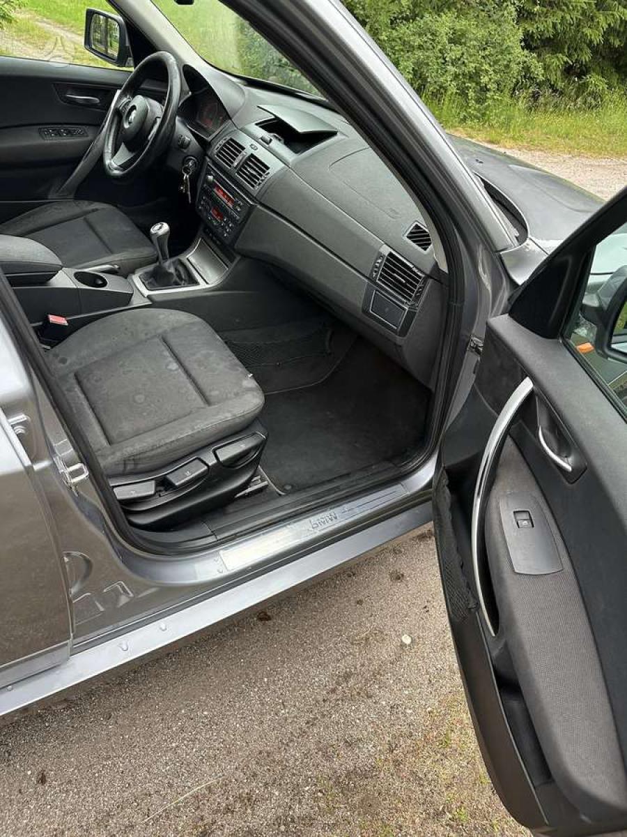 Pelēks BMW X3 2005 Klaipėda, ar dzinēja tilpumu 2.00 L un nobraukumu 384 tūkst. km par 1850 €, foto 17 vietnē AUTOMOTO.COM.LV