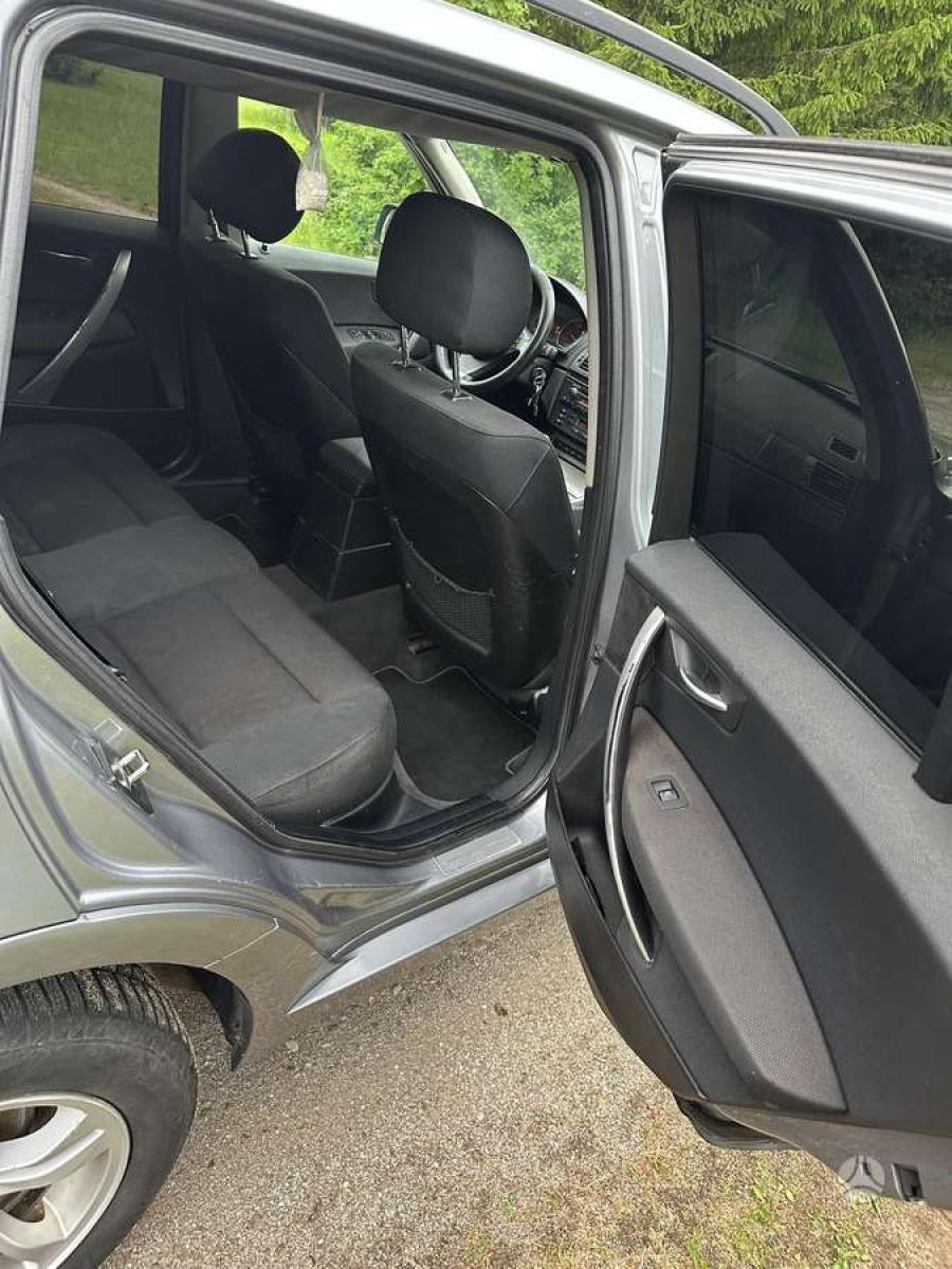 Pelēks BMW X3 2005 Klaipėda, ar dzinēja tilpumu 2.00 L un nobraukumu 384 tūkst. km par 1850 €, foto 19 vietnē AUTOMOTO.COM.LV