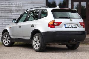 Grey BMW X3 2005 in Valmiera, with an engine capacity of 2.00 L and mileage of 376 thousand km for 2800 €, photo 5 on AUTOMOTO.COM.LV
