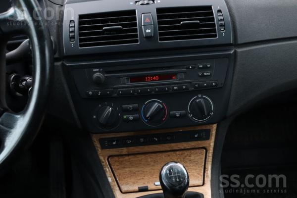 Grey BMW X3 2005 in Valmiera, with an engine capacity of 2.00 L and mileage of 376 thousand km for 2800 €, photo 11 on AUTOMOTO.COM.LV